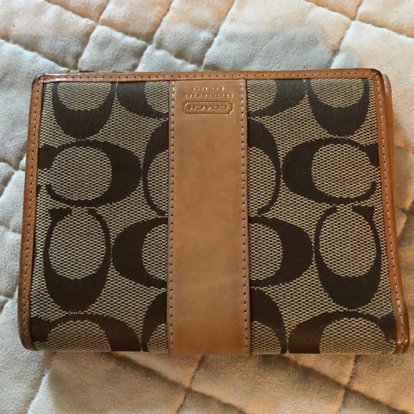 Coach | Bags | Vintage Coach Wallet Monogram Bifold Wallet | Poshmark